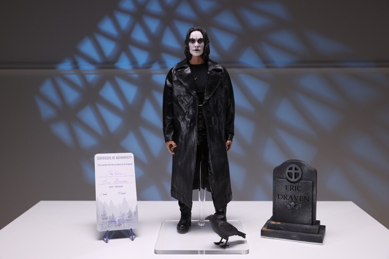 Eric Draven (The Crow) - By: Siberian Custom Studio [1:6 scale] RARE ...
