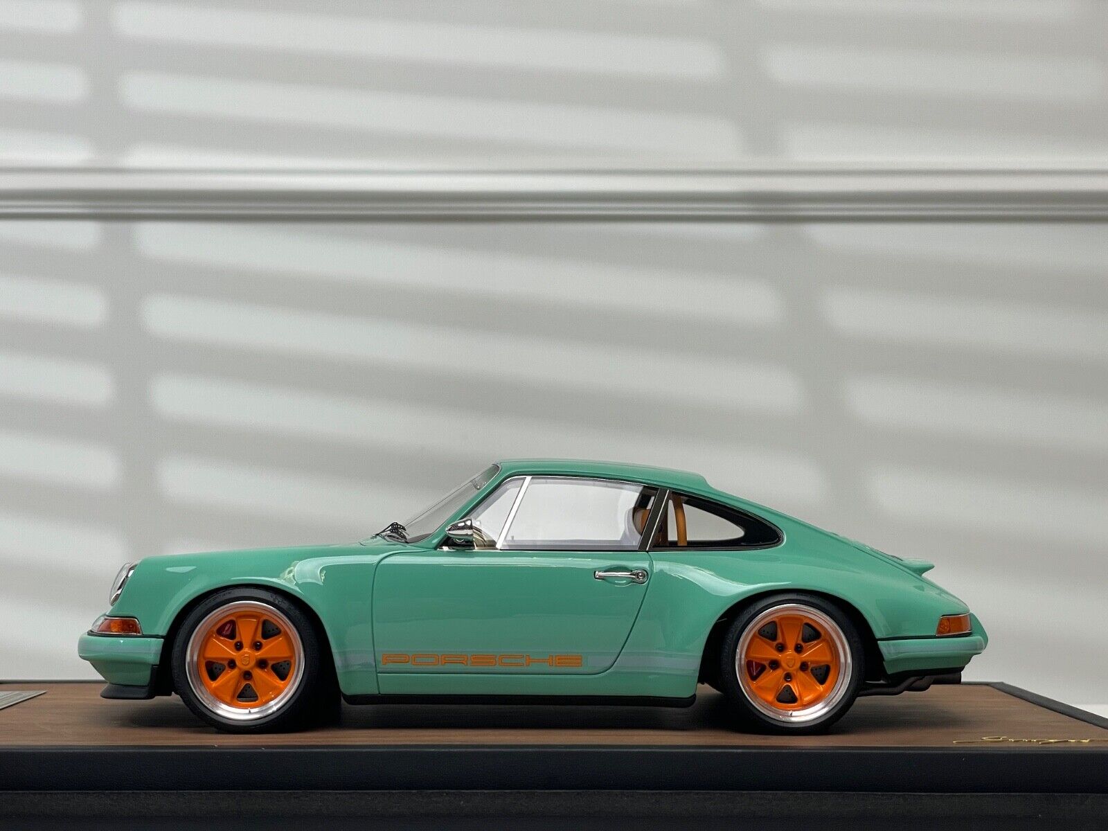 Porsche 911 Singer (Tiffany Blue) [Timothy & Pierre] 1/18 scale ...