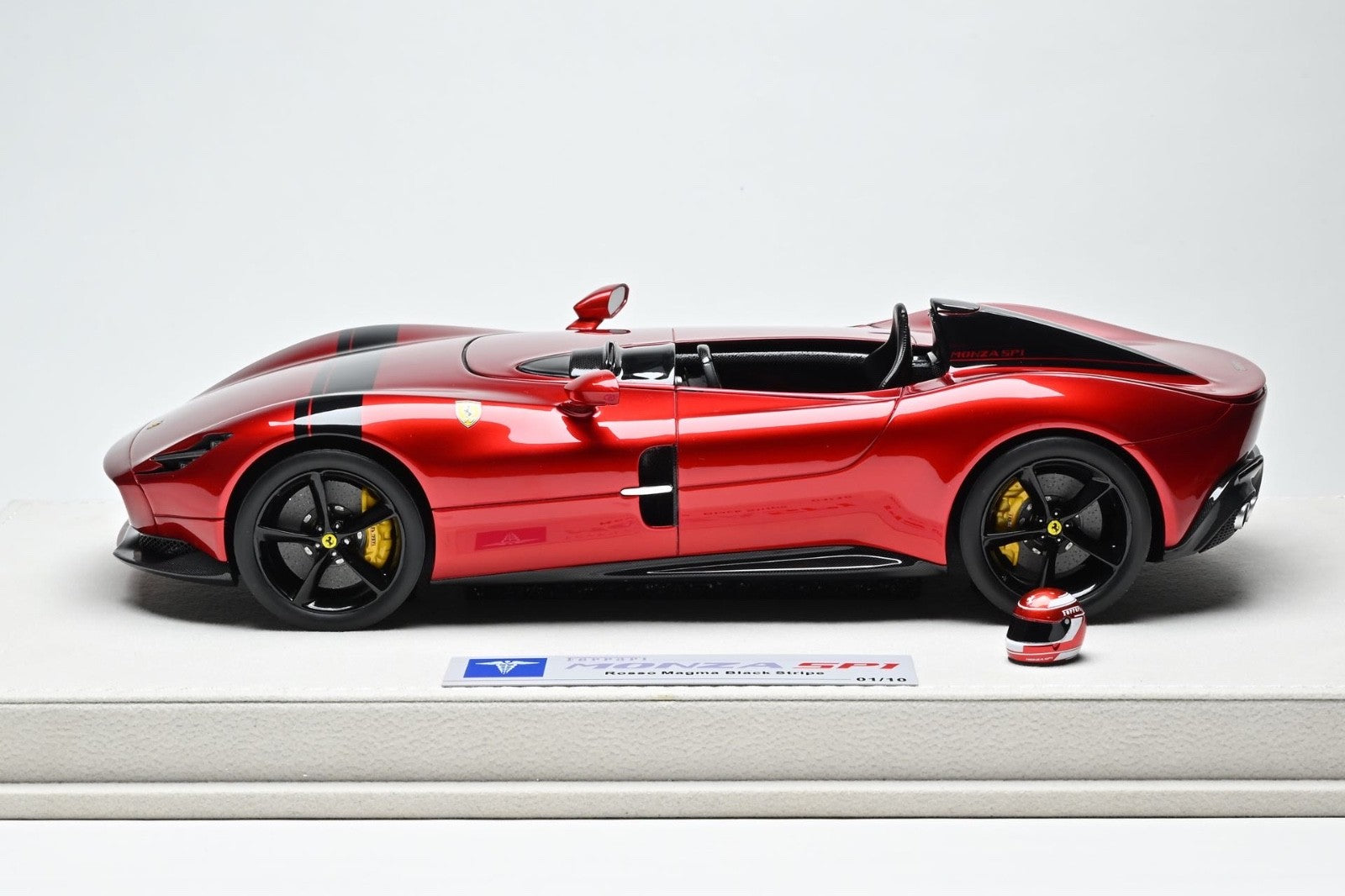 Ferrari Monza SP1 (Rosso Magma/ with Helmet) [Hermez Collection] 1/18 ...