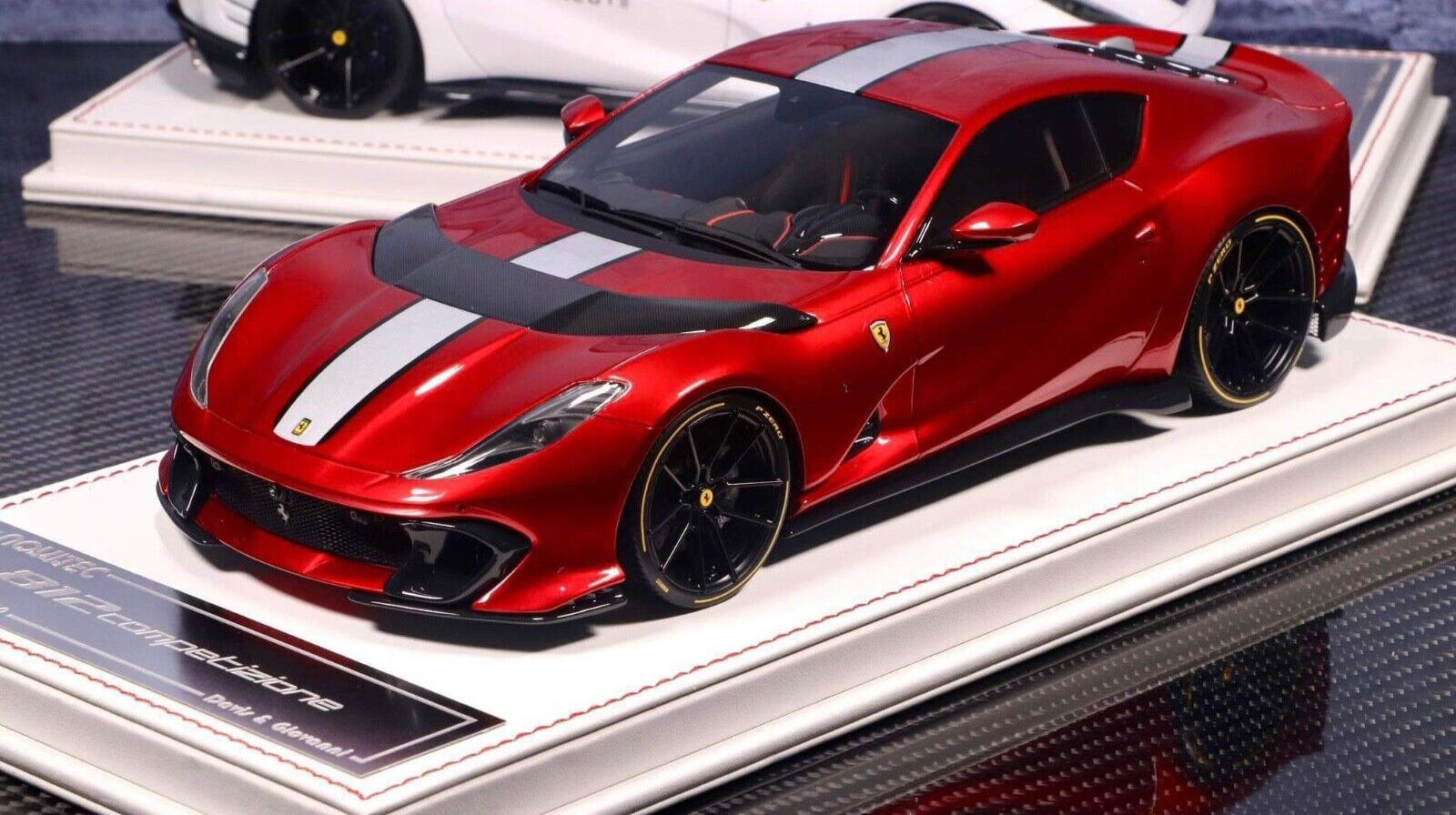 Ferrari 812 Competizione NOVITEC (Candy Red) [Davis & Giovanni] 1/18 s ...