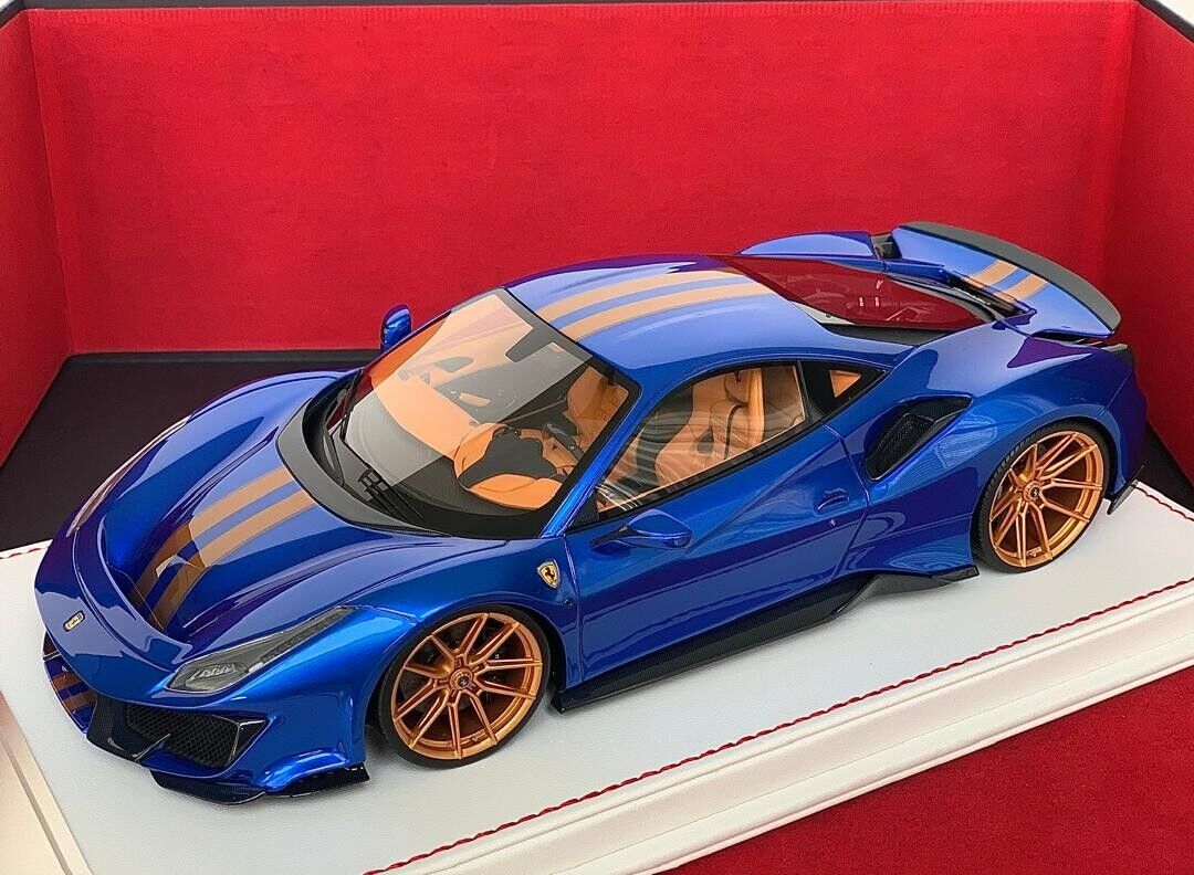 Ferrari 488 Pista (Metallic Blue) [Davis & Giovanni] 1/18 scale ...